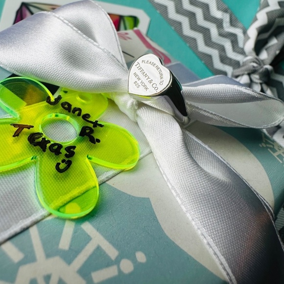 Tiffany & Co. | Jewelry | Tiffany Co Rtt Heart Signet Ring | Poshmark